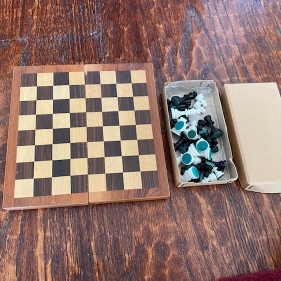 Unique Vintage | Games | Nib Mini Travel Chess Set 32x712 Wood Box ...